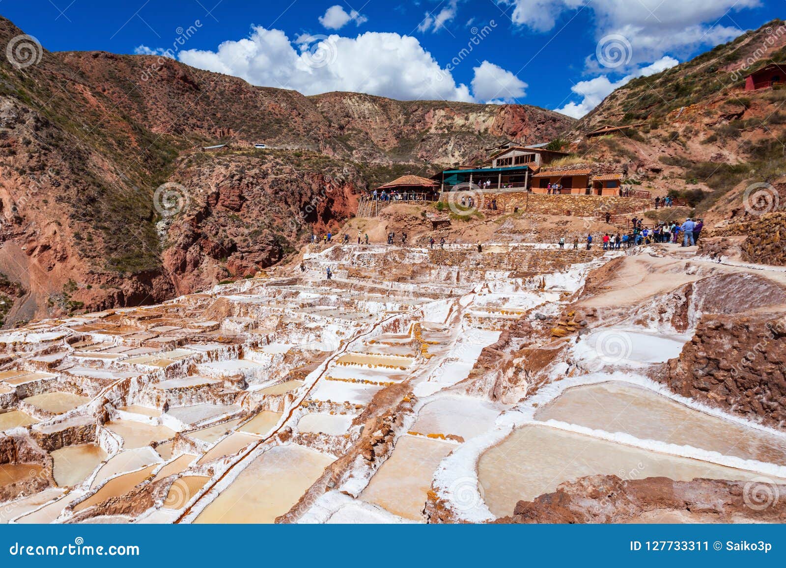 Salinas de Maras editorial photo. Image of attraction - 127733311