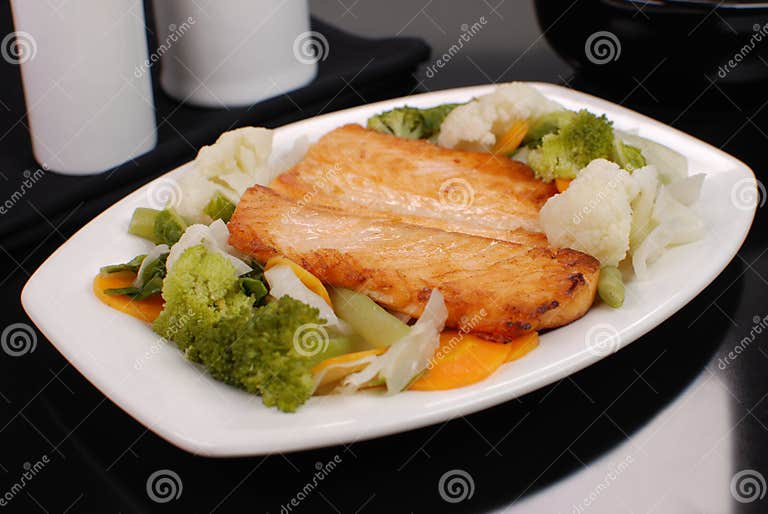 Salmon fish Teppanyaki stock photo. Image of fish, vegetables - 240265712