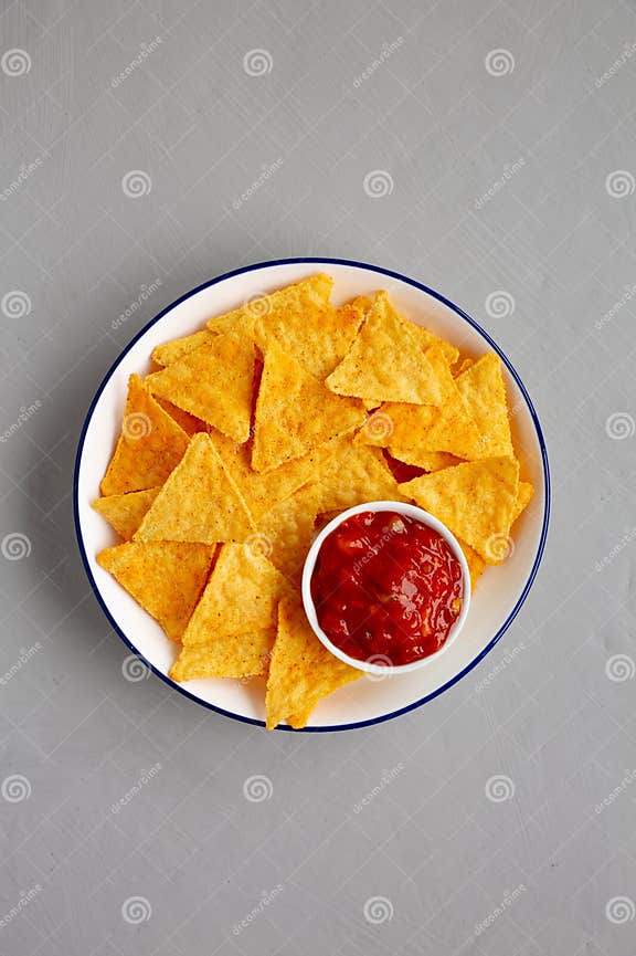 Salsa Casera Y Papas Fritas De Barbacoa Listas Para Comer Foto De Archivo Imagen De Amarillo