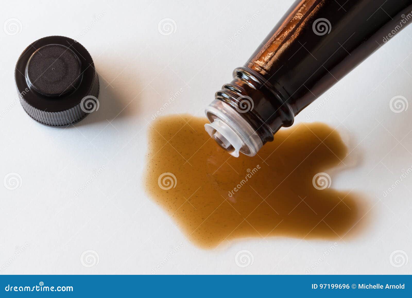 Salsa Worcestershire foto de archivo. Imagen de ingrediente - 97199696