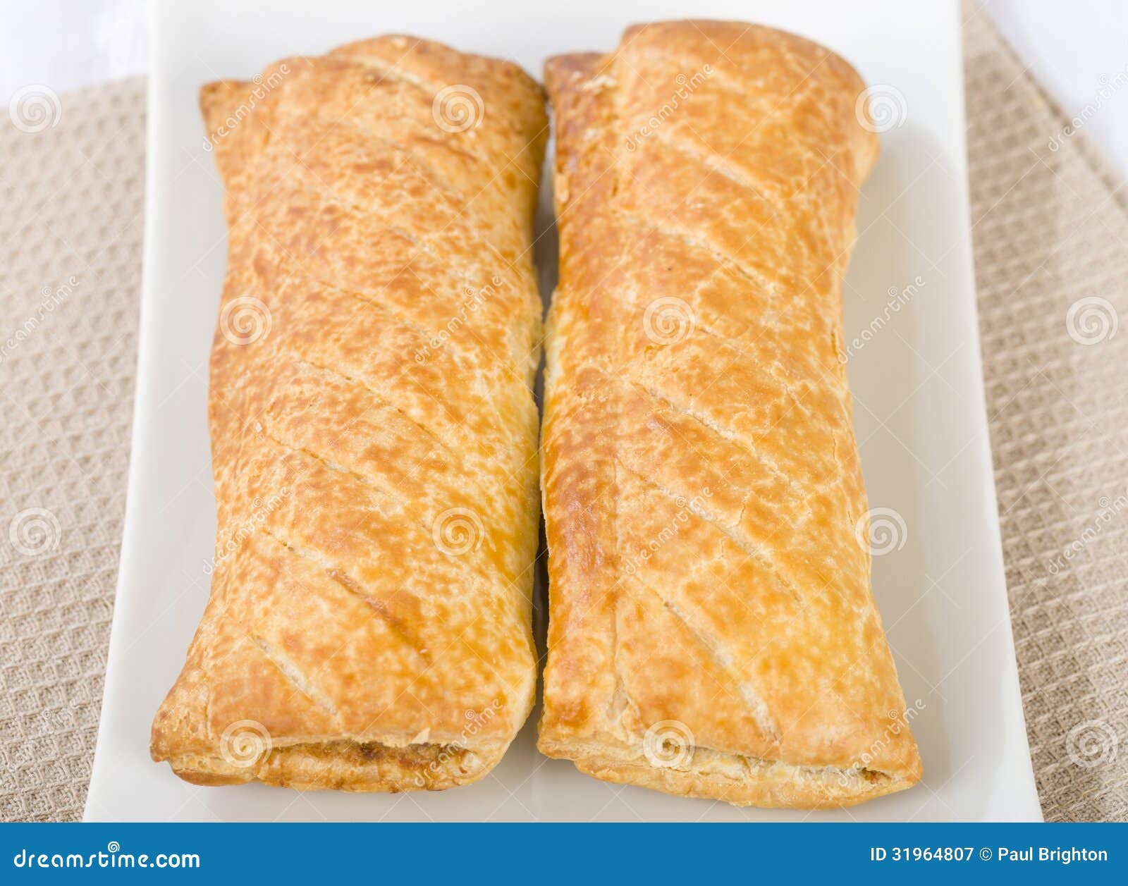 Salsicha Rolls imagem de stock. Imagem de mercado, carne - 31964807