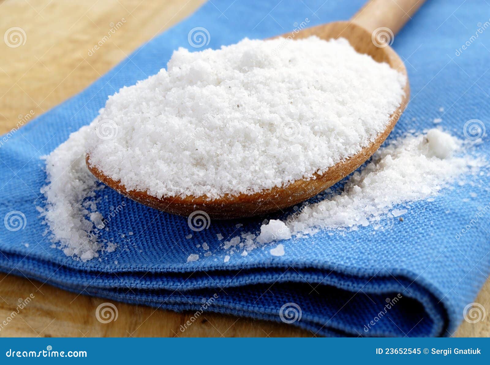 Salt in a Brown Wooden Spoon Stock Image - Image of fresh, salt: 23652545
