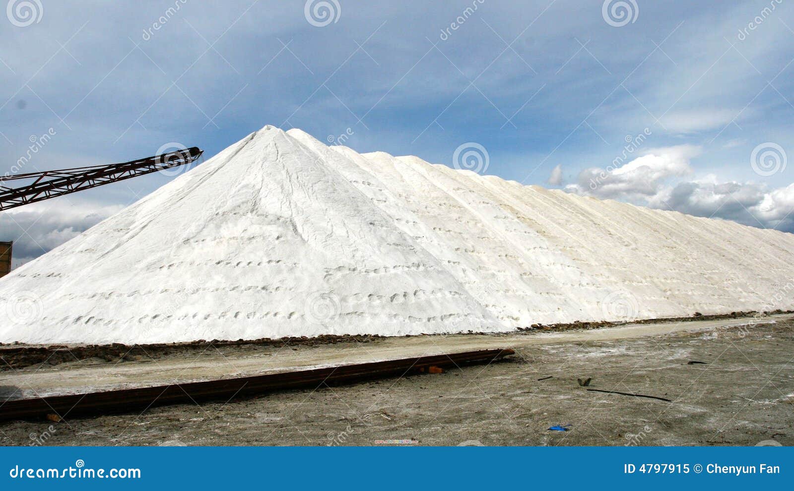 Salt Hill at Caka Salt Lake Stock Image - Image of china, mountains ...