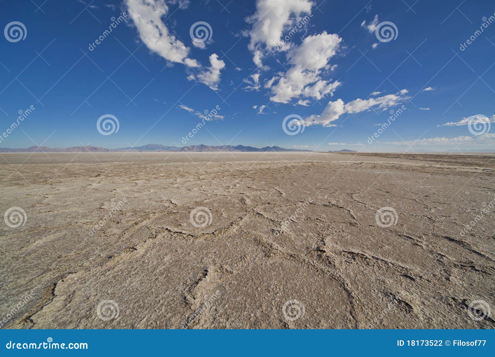 Salt Lake Flats, Desert Sky Stock Photo - Image of horizon, salt: 18173522