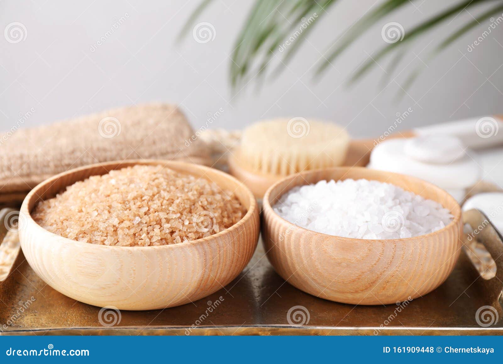 Salt for Spa Scrubbing Procedure Stock Photo - Image of beauty, natural ...