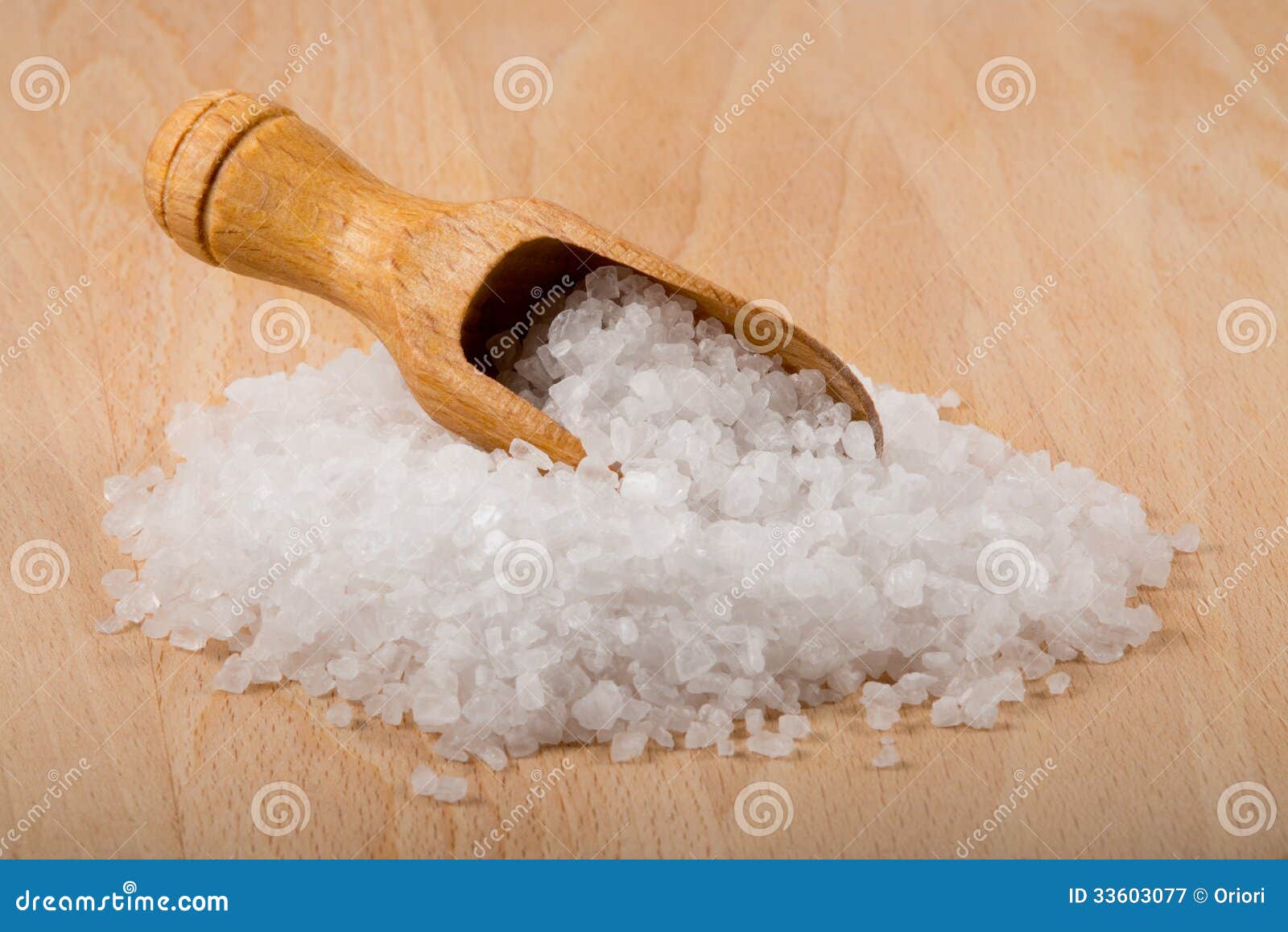 Salt with a spoon stock image. Image of crystals, scoop - 33603077