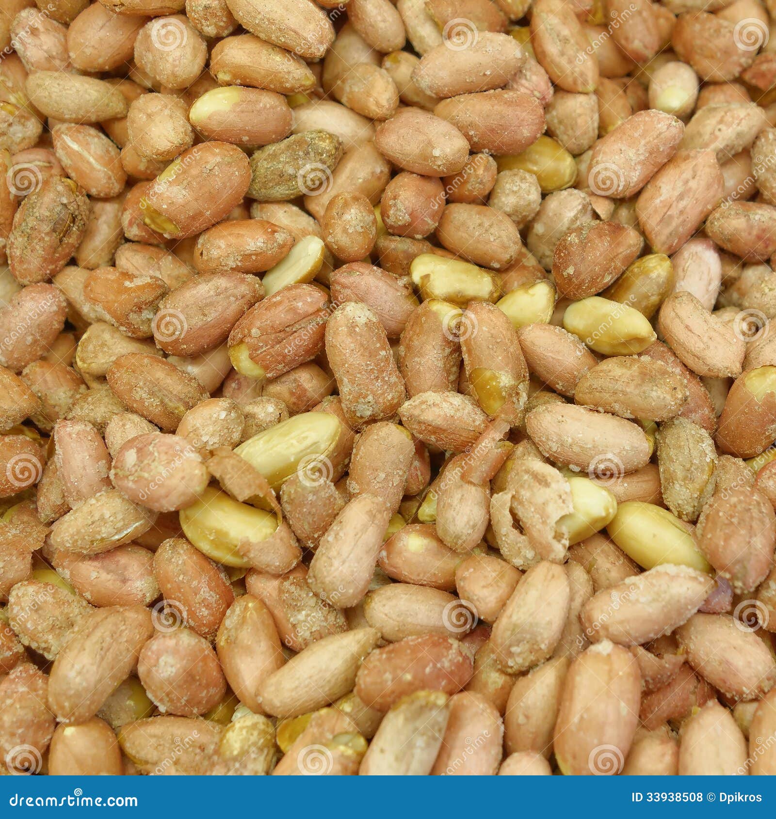 Raw Groundnuts And Peanuts Are Heated And Sold In Winter In Mumbai ...