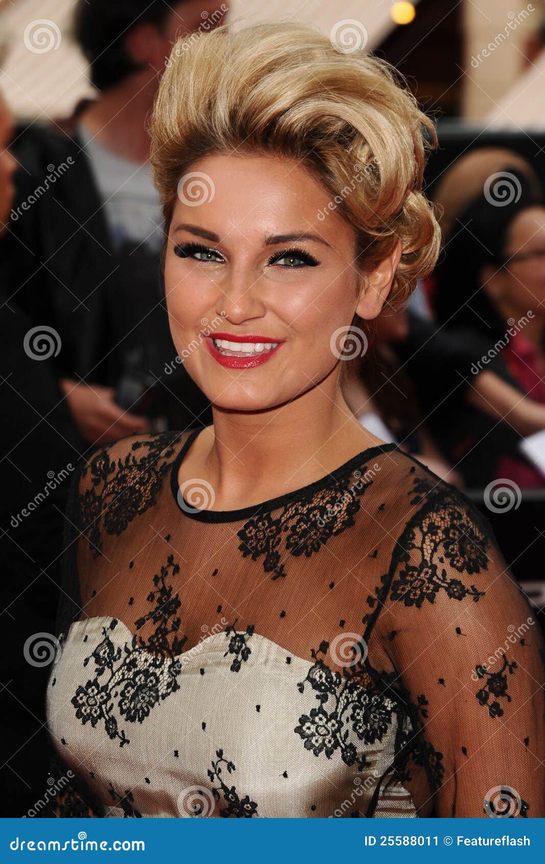 Sam Faiers editorial photo. Image of leicester, steve - 25588011