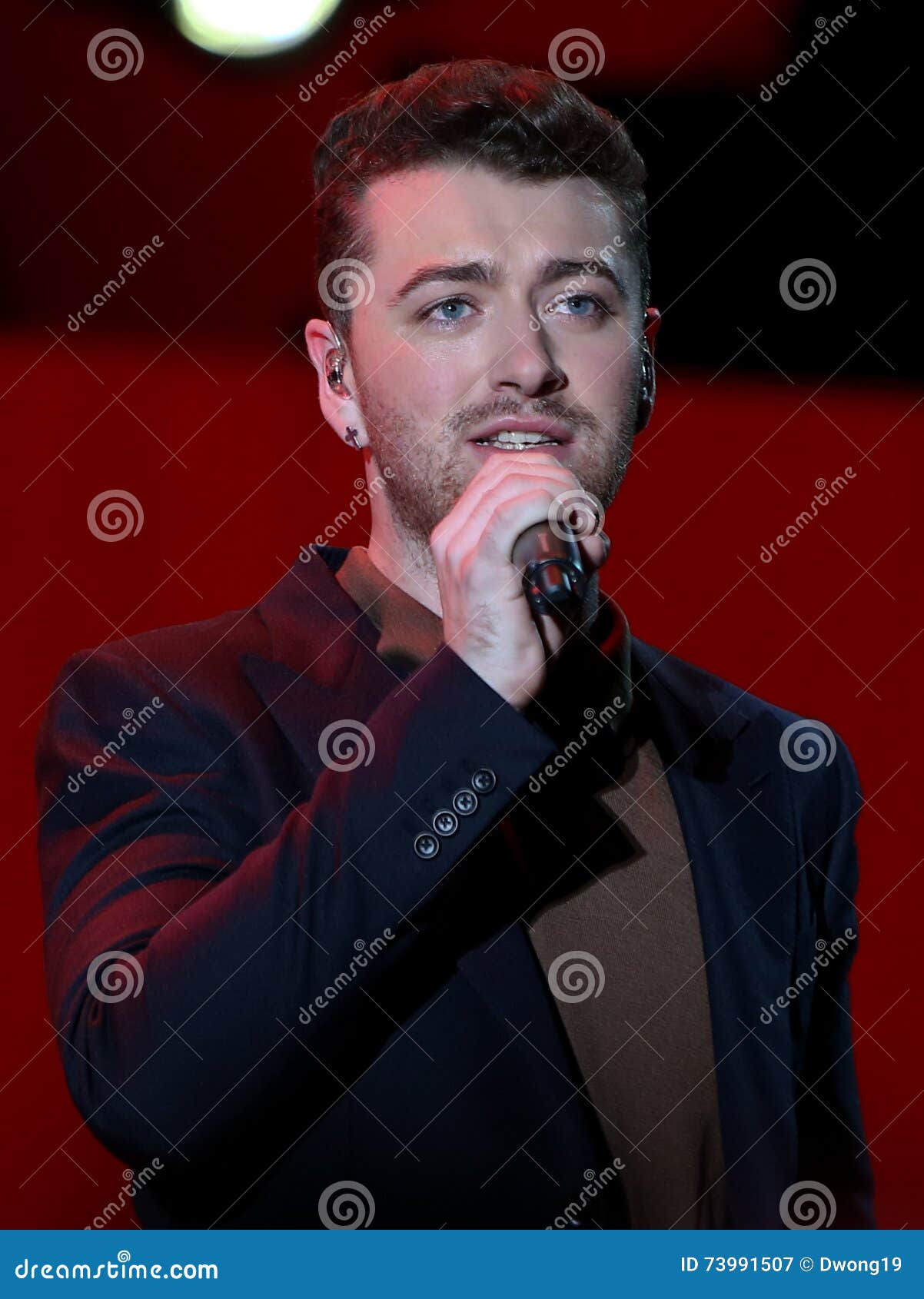 Sam Smith editorial photography. Image of radios, radio - 73991507