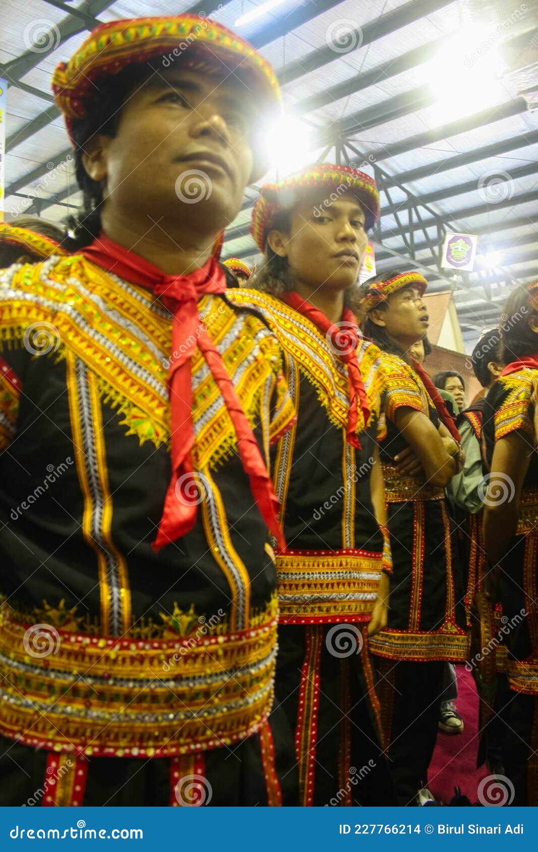 The Saman Dancers editorial stock image. Image of clothing - 227766214