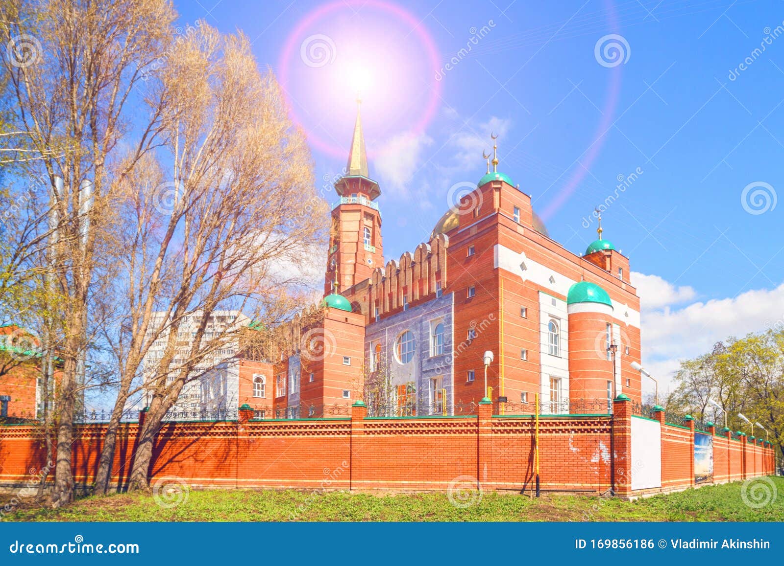 Samara Cathedral Mosque stock photo. Image of birches - 169856186