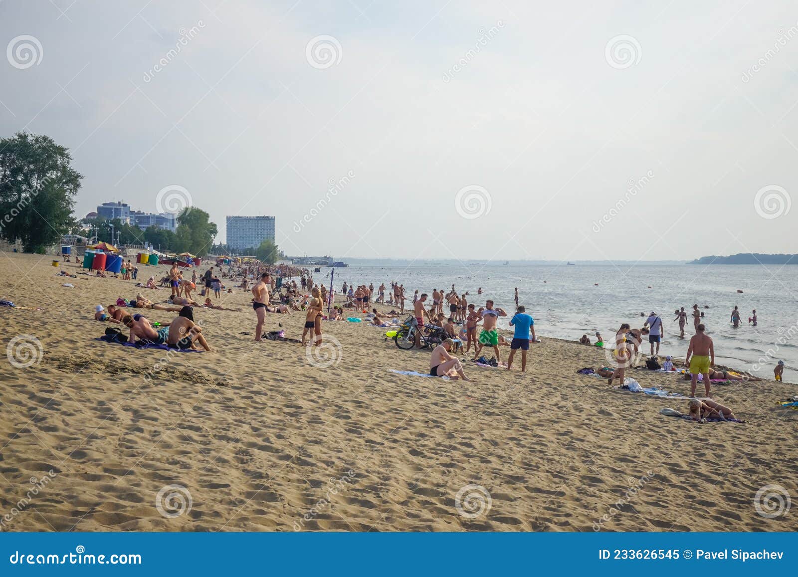Samara, Russia - July 27, 2019: People Rest on the City Beach Editorial ...