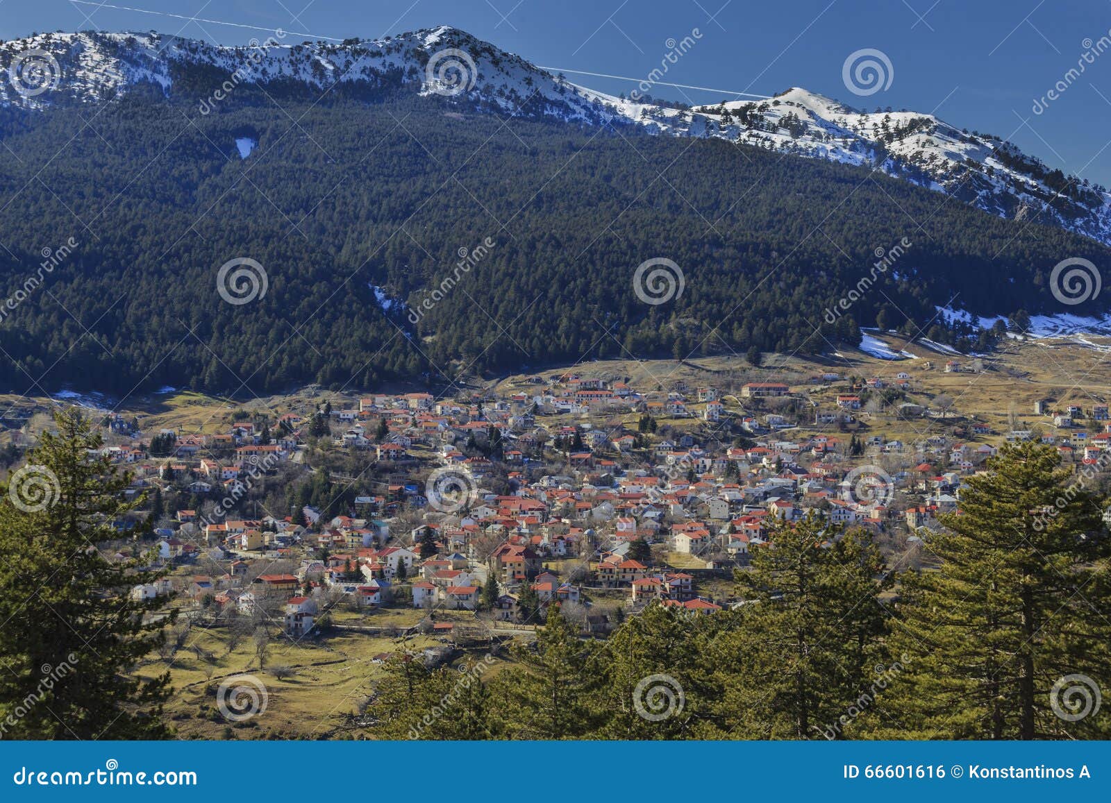 Samarina by Grekland arkivfoto. Bild av litet, natur - 66601616