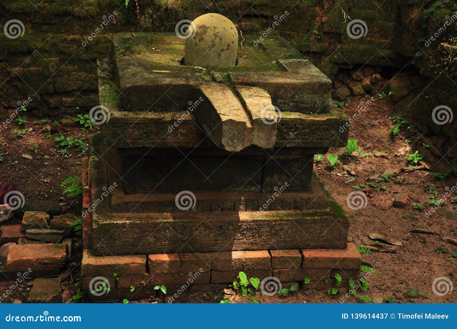 Sambor Prey Kuk cambodia stock image. Image of nature - 139614437