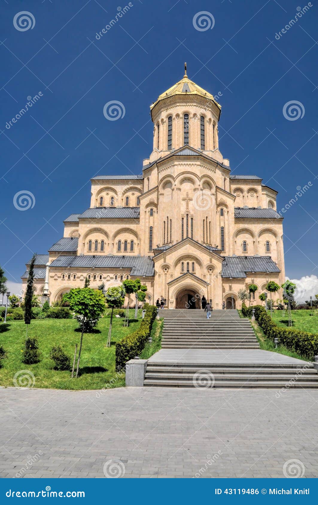 Sameba Cathedral in Tbilisi Stock Photo - Image of europe, grass: 43119486