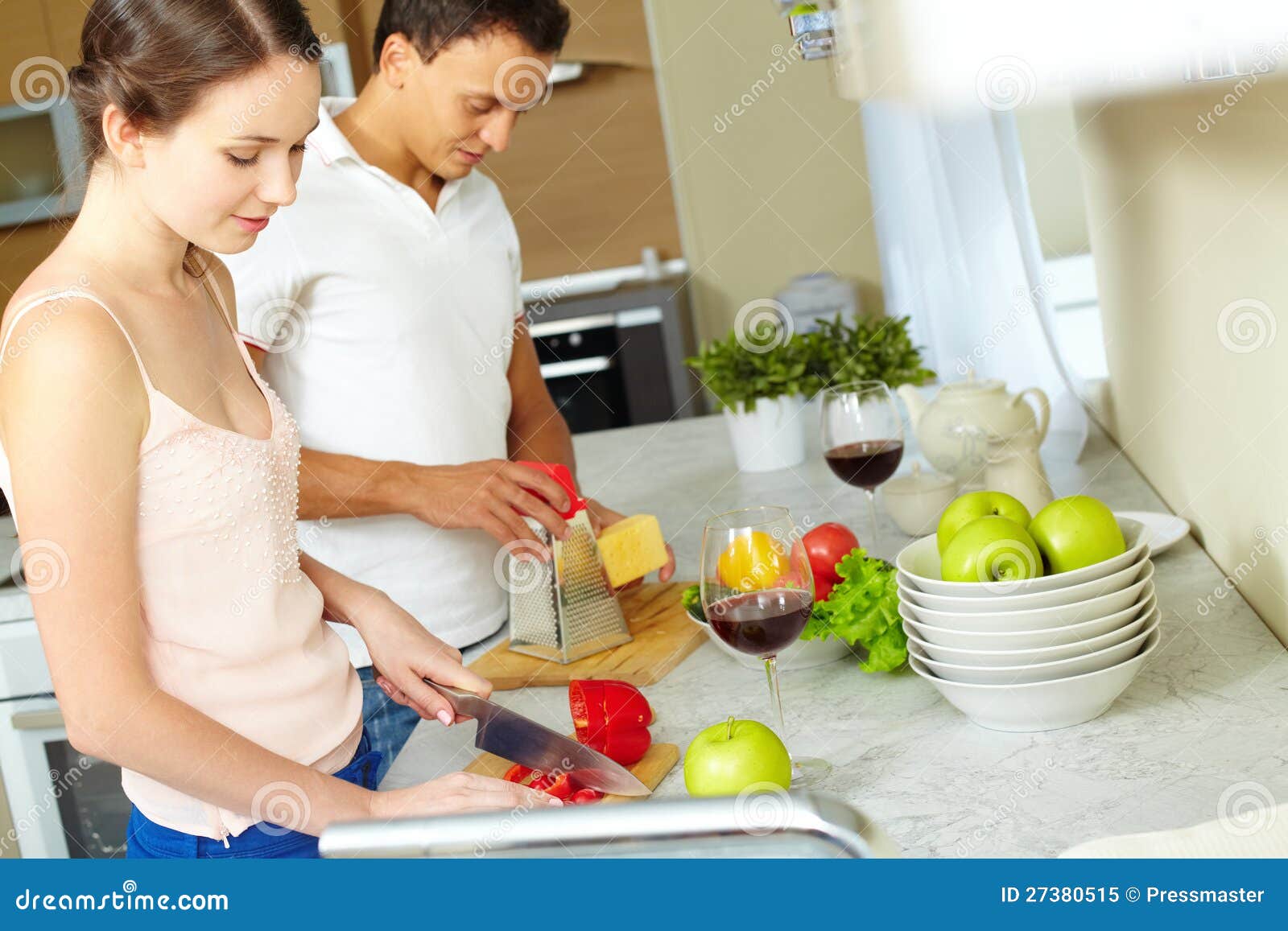 Samen het koken stock afbeelding. Image of mensen, paar - 27380515