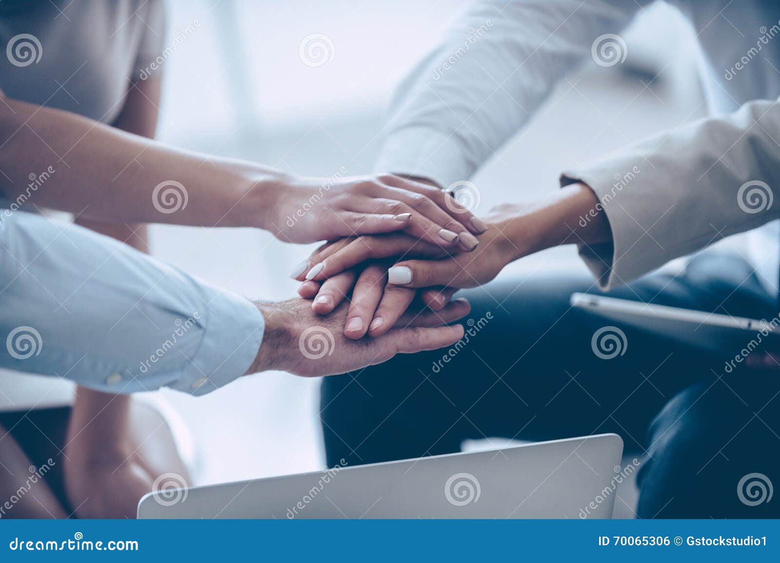 Samen Kunnen Wij Alles Doen! Stock Foto - Image of beroep, wapen: 70065306