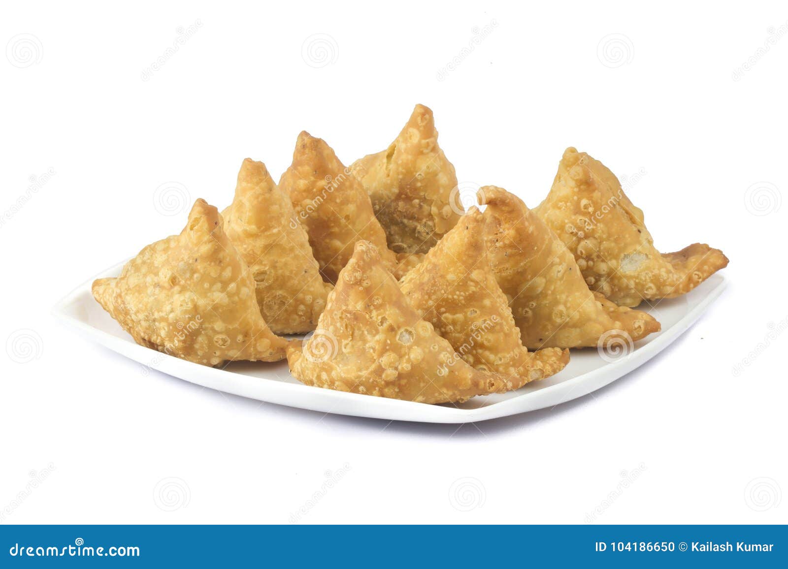Samosa photo stock. Image du diwali, dîner, rapide, fond - 104186650