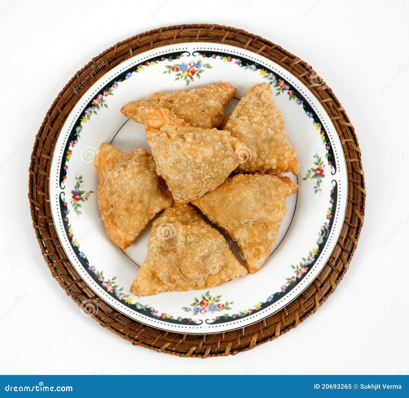 Samosas stock image. Image of crispy, plate, spicy, samosas - 20693265
