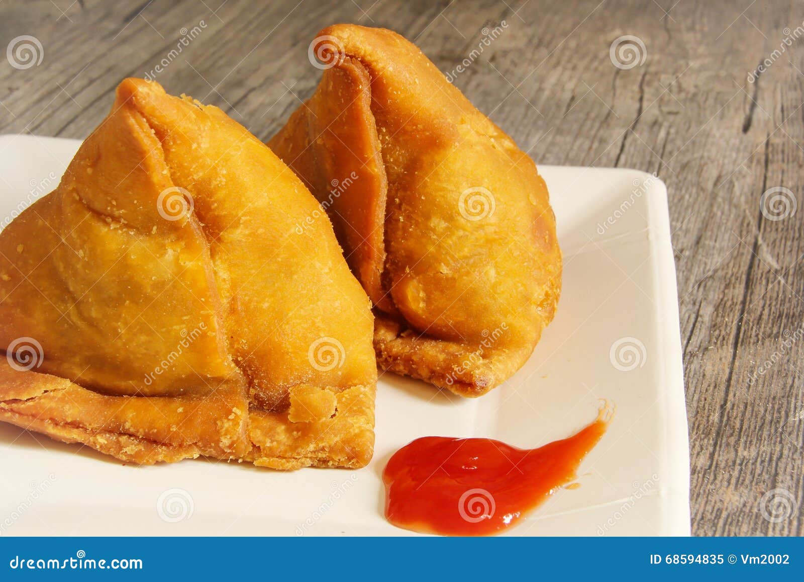 Samosas Indian snack food stock image. Image of curry - 68594835