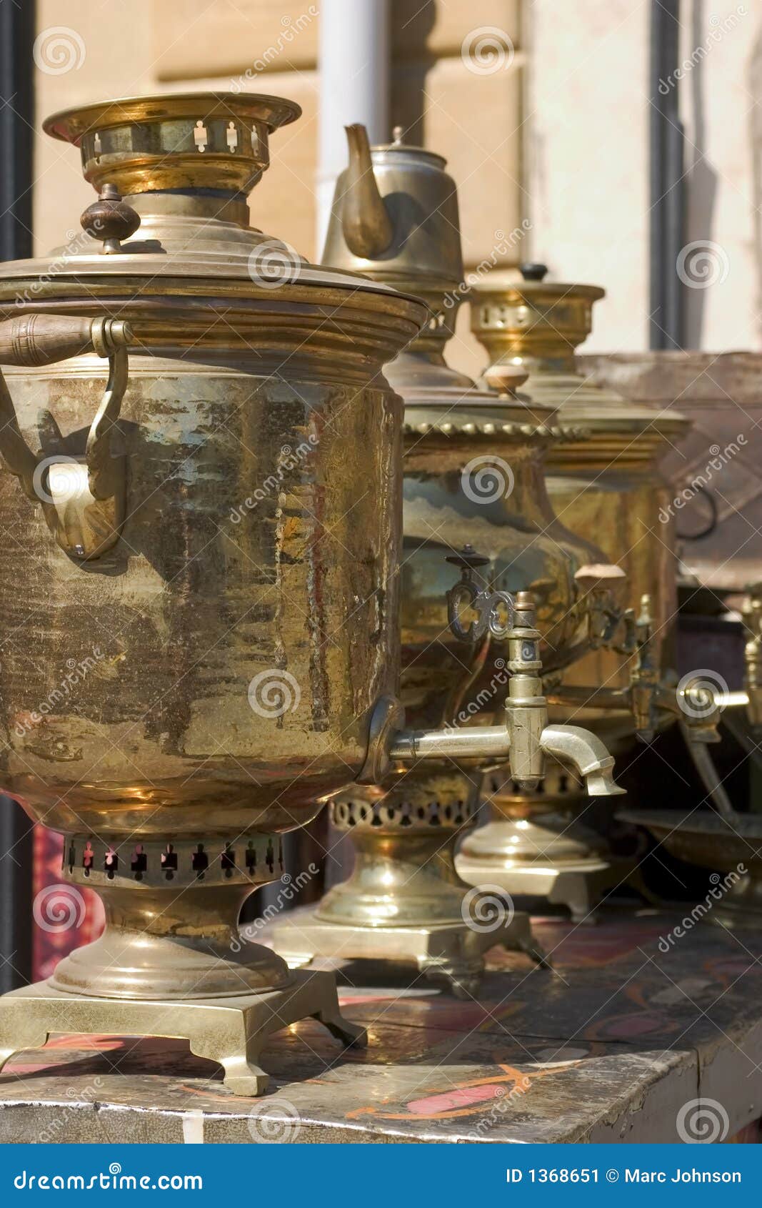Samovars, Baku stock image. Image of chai, metal, yellow - 1368651