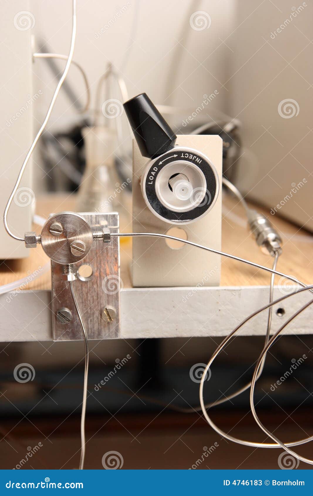 Sample injector stock image. Image of chromatography, elution - 4746183