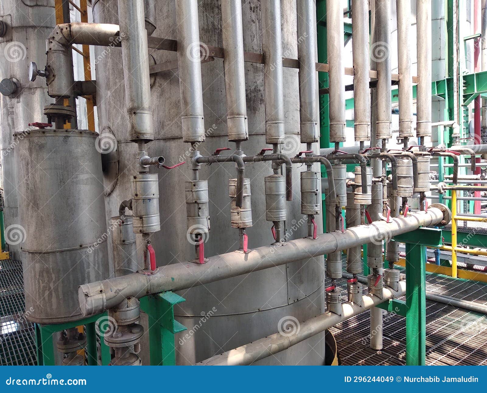 Sample Valve of a Distillation Column Stock Image - Image of building ... Sample Valve of a Distillation Column Stock Image - Image of building ...