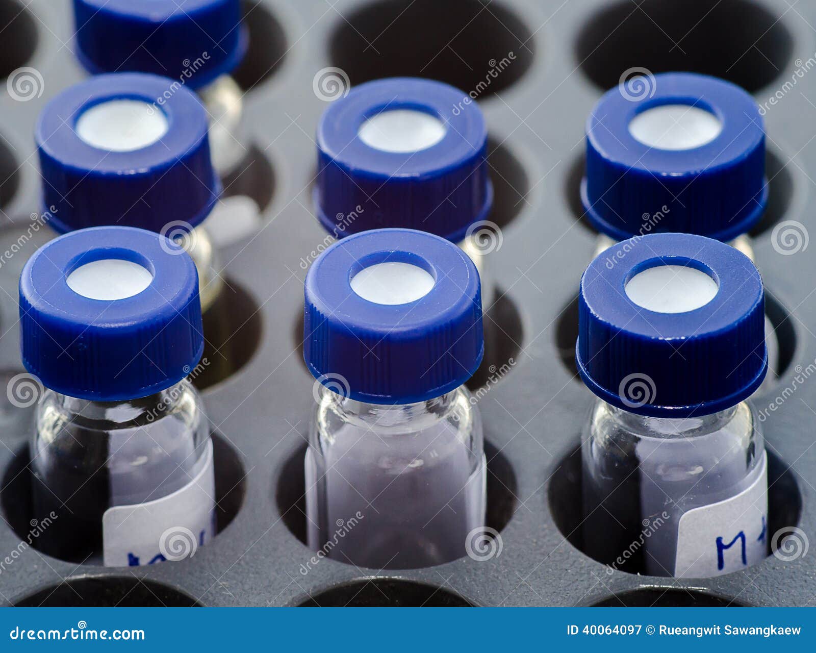 Sample Vial Instruemtal Analysis Tray Stock Photos - Free & Royalty ...