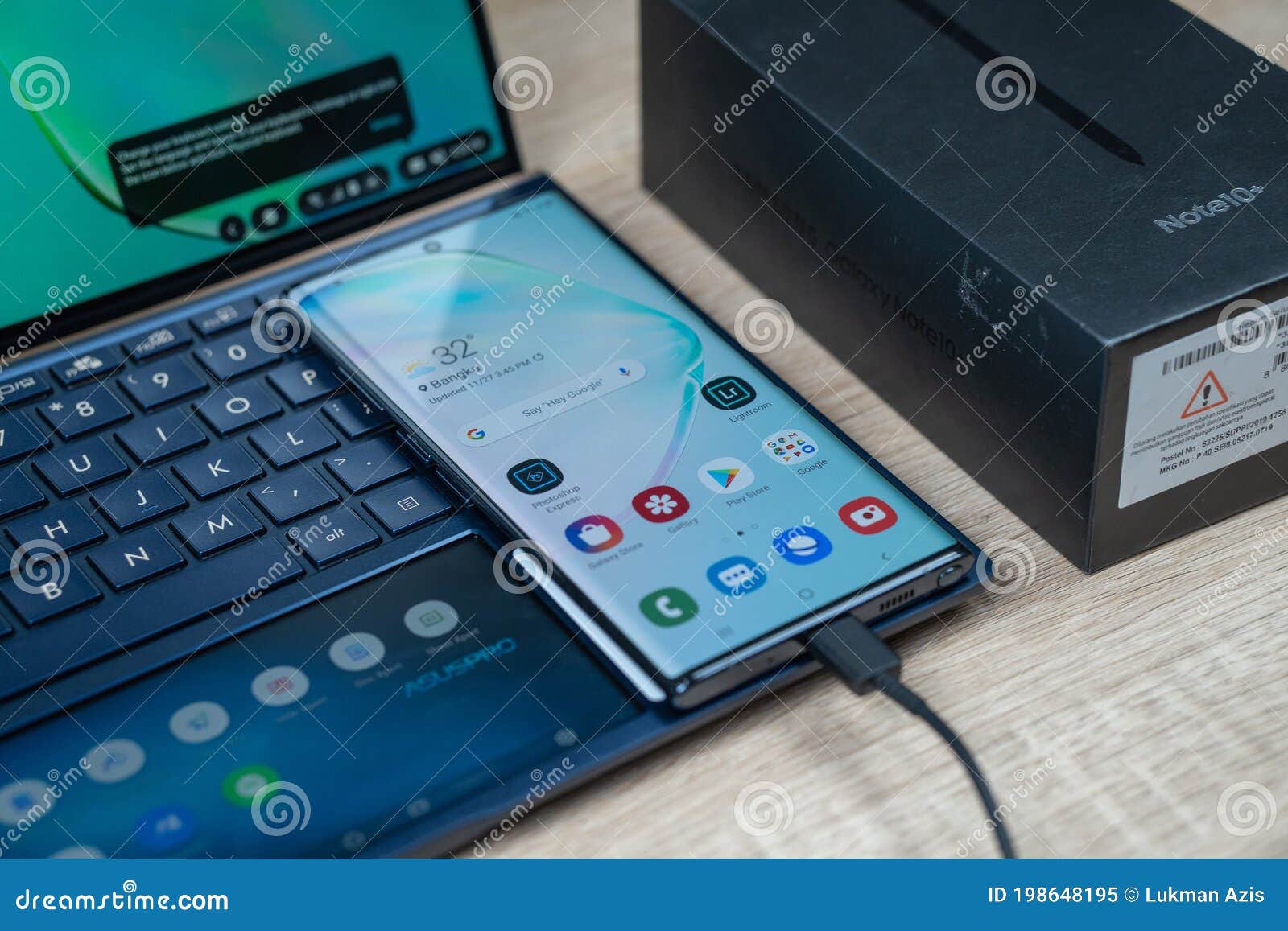 Samsung Galaxy Note 10+ editorial image. Image of concept - 198648195