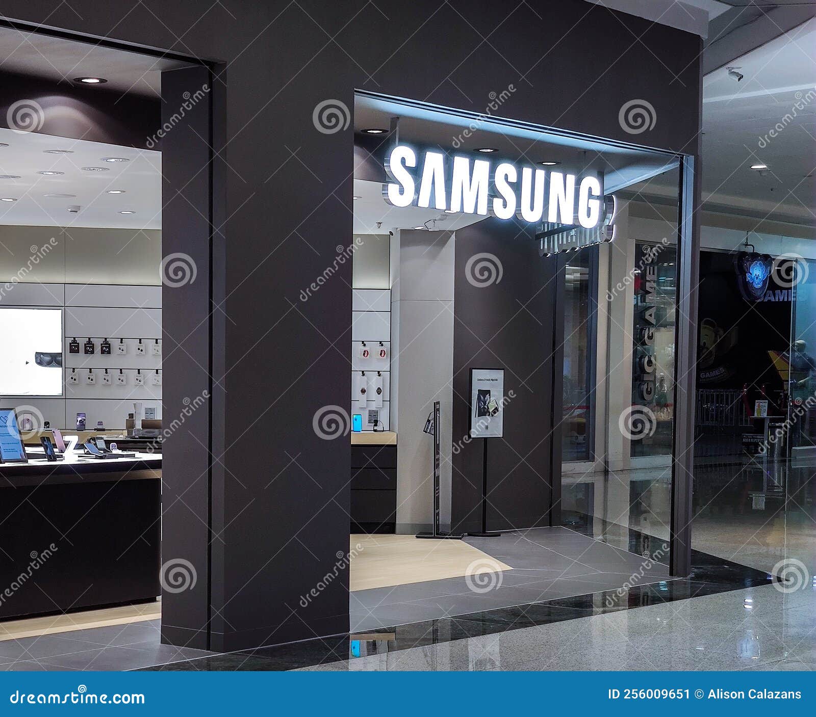 Samsung Store Front. Samsung is a Transnational Corporation that ...