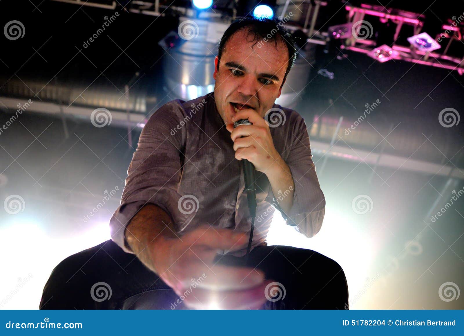 Samuel Herring, Frontman of Future Islands (synthpop Electronic Dance ...
