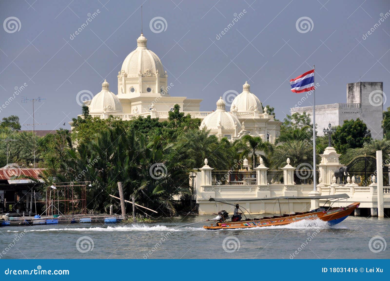 Samut Songkhram, Thailand: Longboat and Mansion Editorial Photo - Image ...