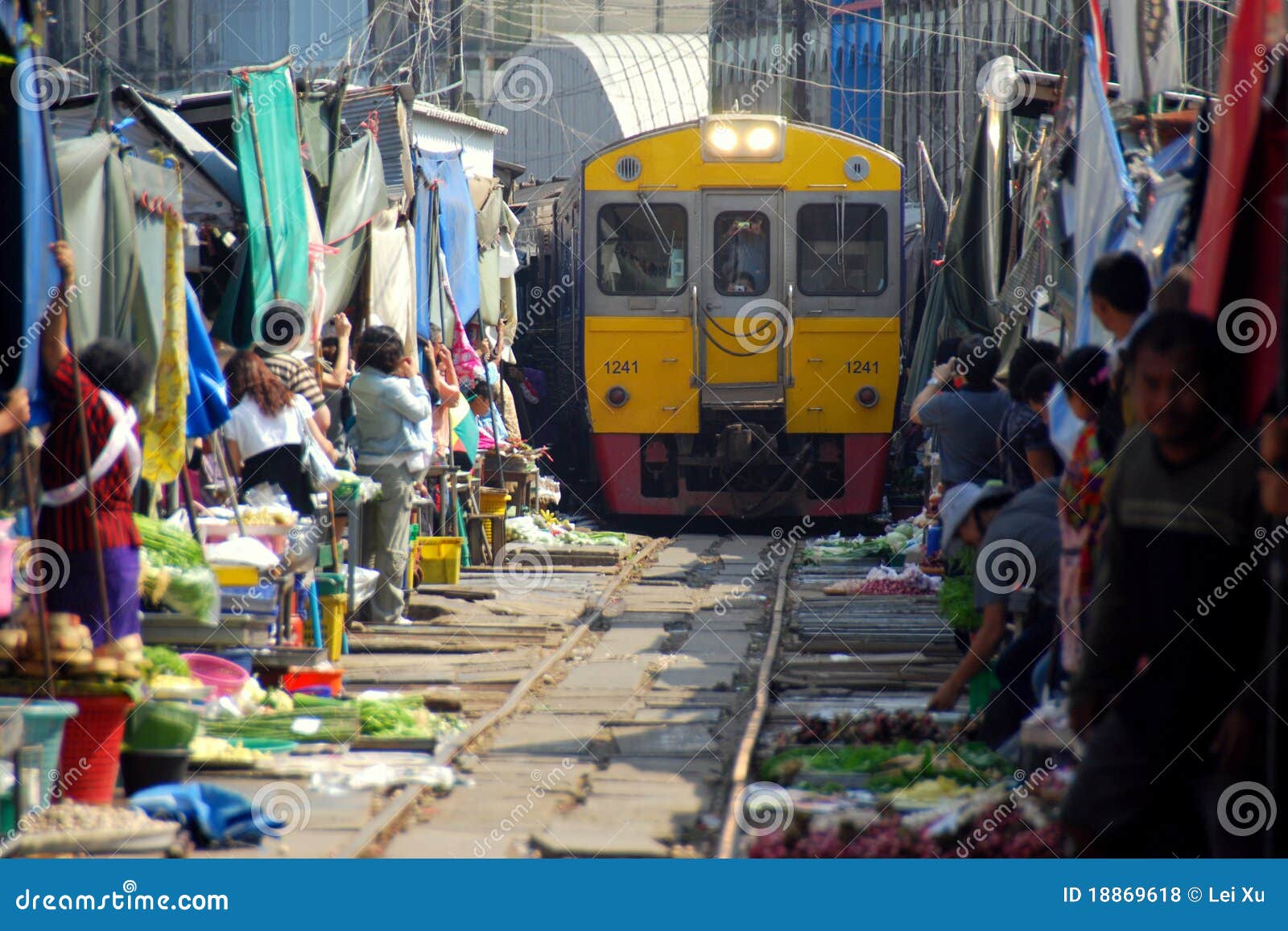 Samut Songkhram, Thailand: Railway Market Editorial Stock Photo - Image ...