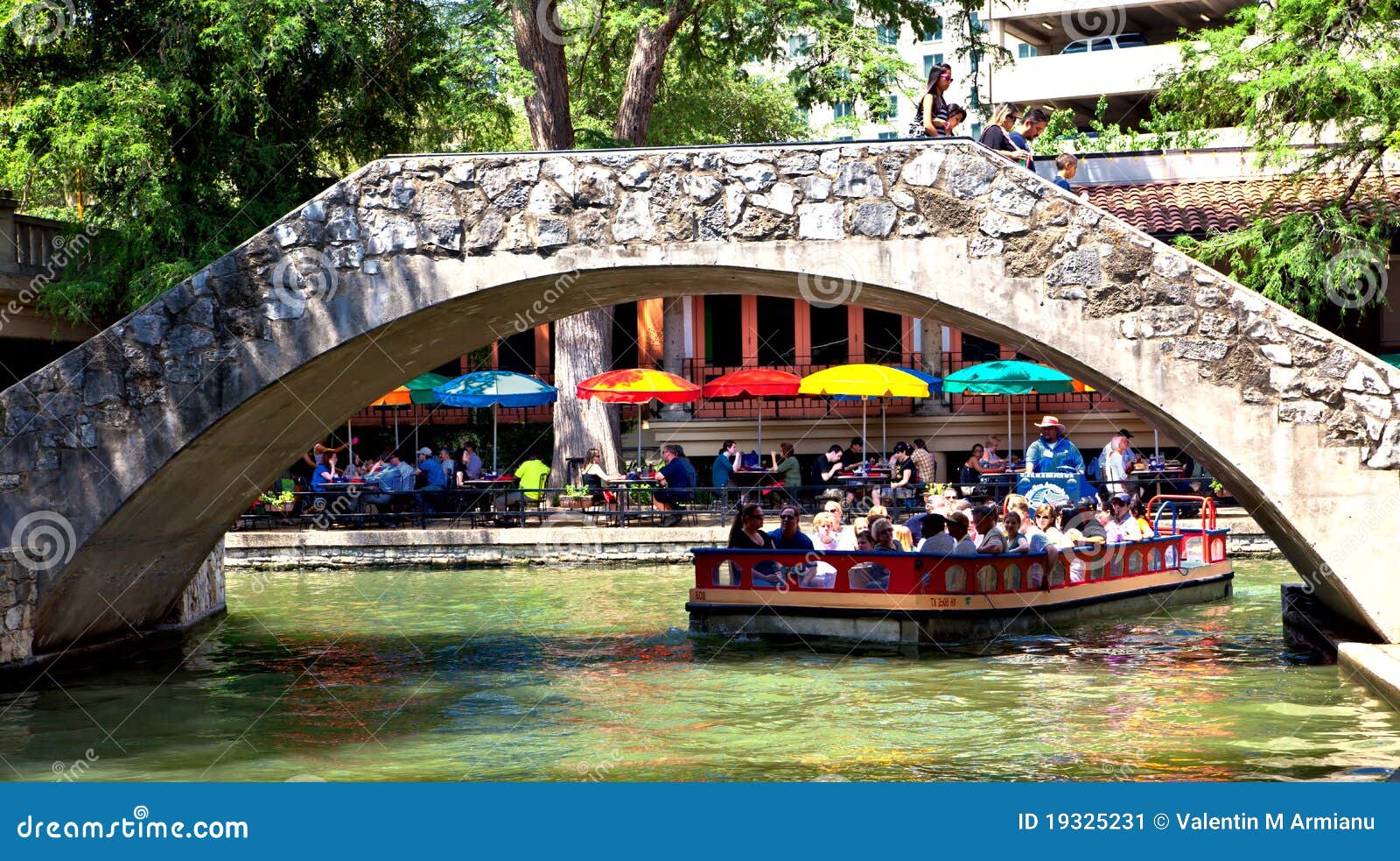 San Antonio Riverwalk Bridges Editorial Photo - Image of tables, scenic ...