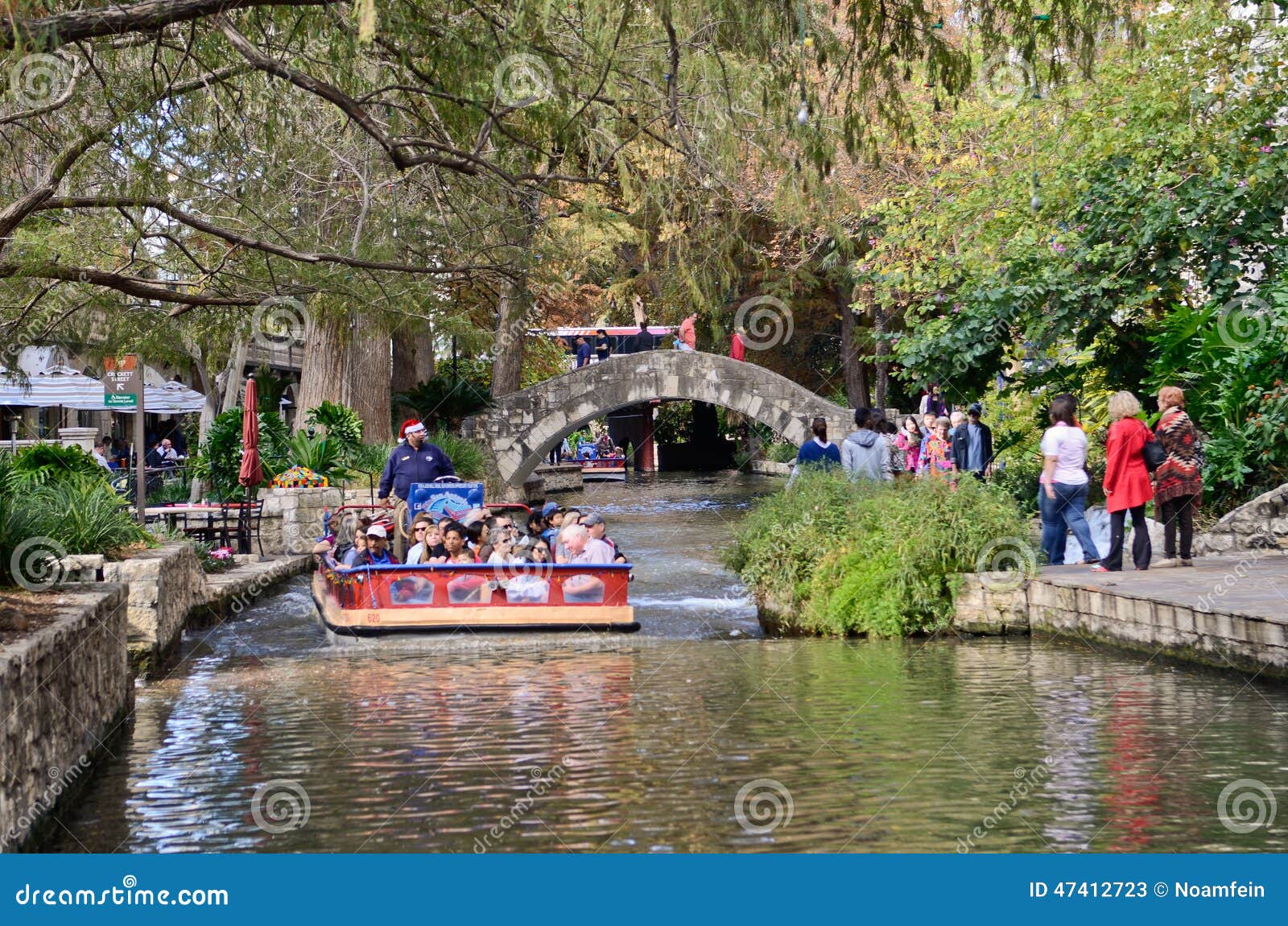 San Antonio Riverwalk editorial stock photo. Image of festival - 47412723