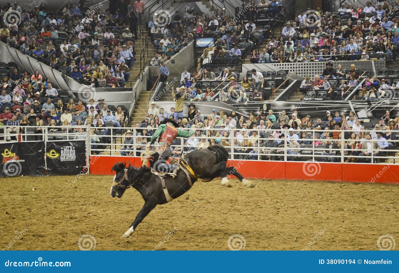 San Antonio Rodeo editorial stock image. Image of jeans - 38090194