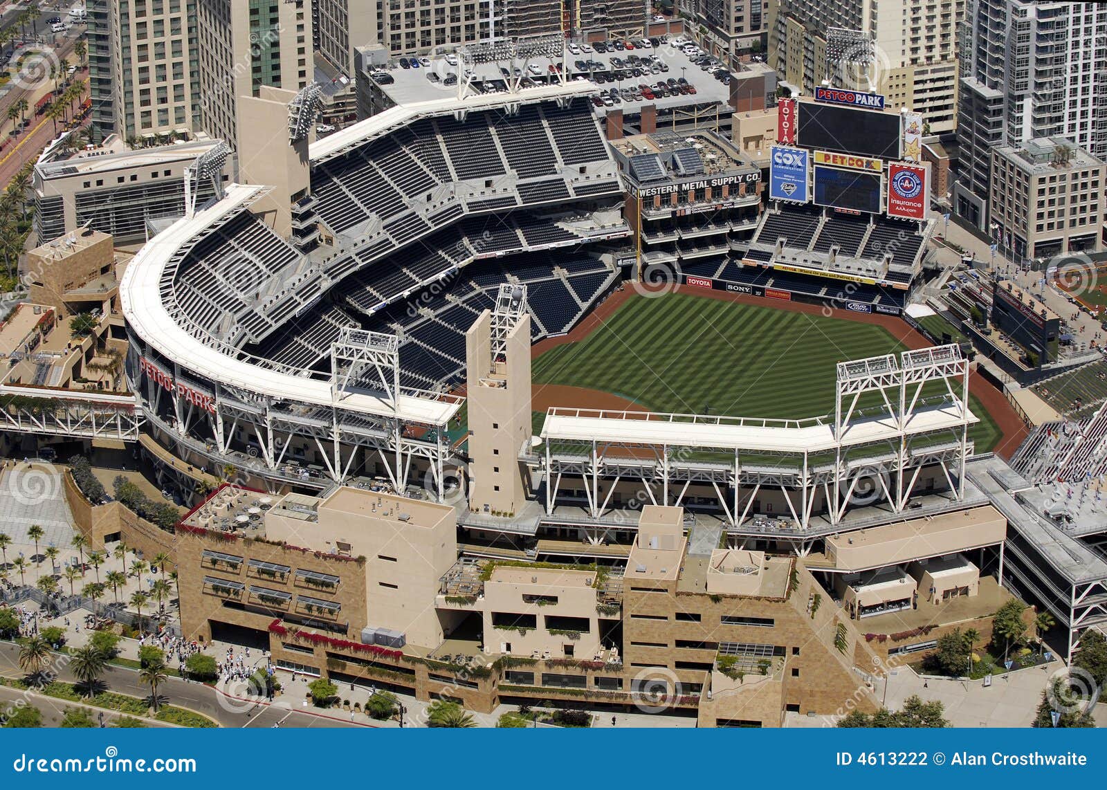 San Diego s Petco Park editorial photography. Image of attraction - 4613222