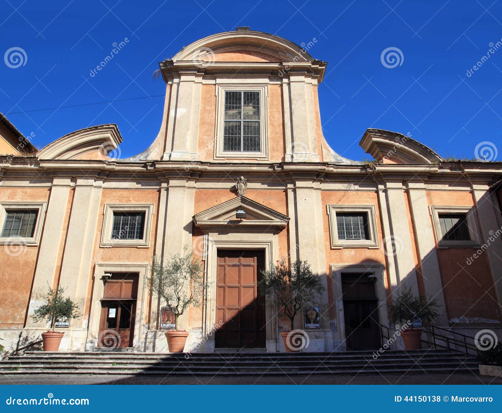 San Francesco Um Ripa Em Roma Foto de Stock - Imagem de francis, igreja ...