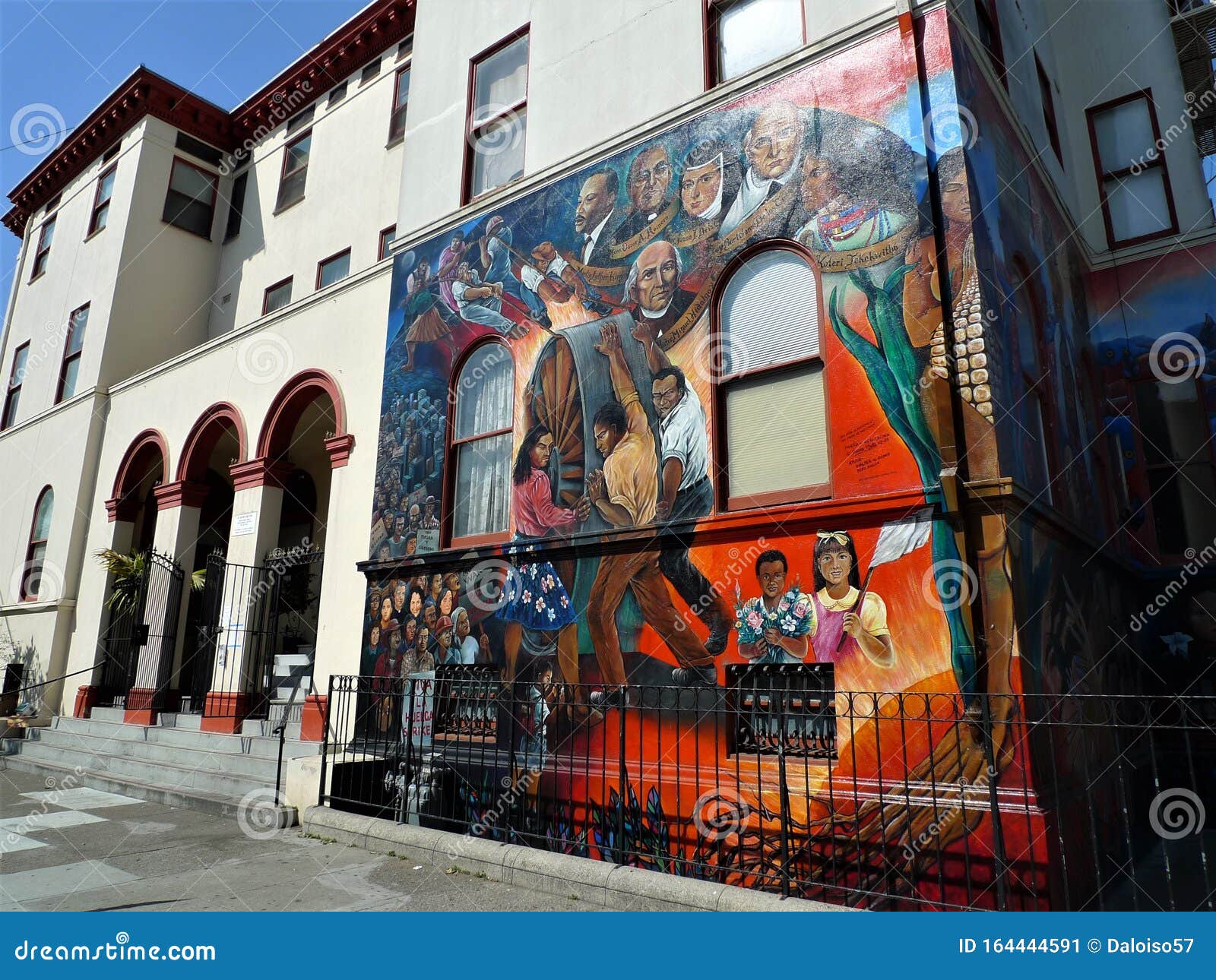 SAN FRANCISCO the MURALS of MISSION Editorial Photo - Image of cart ...