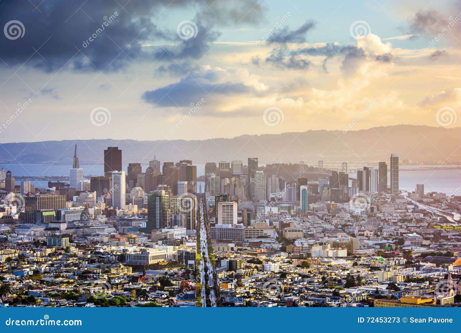 San Francisco Skyline editorial stock photo. Image of morning - 72453273