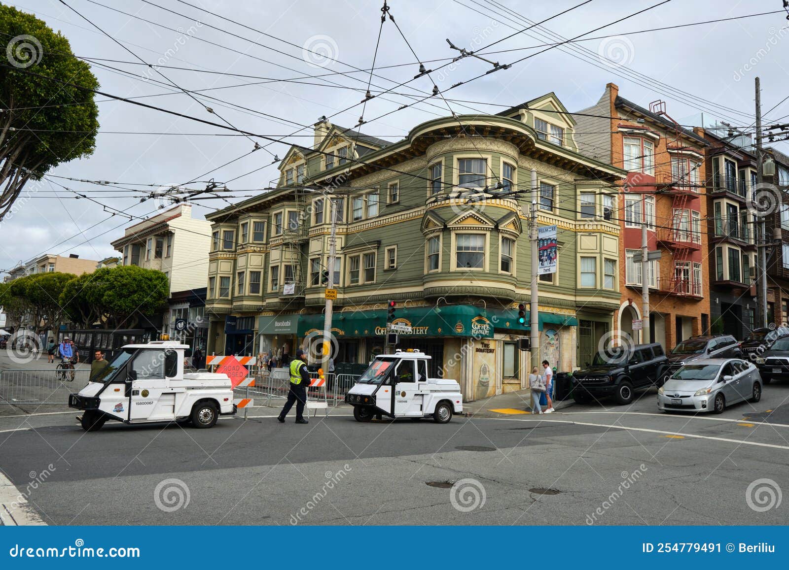 San Francisco street editorial photo. Image of travel - 254779491