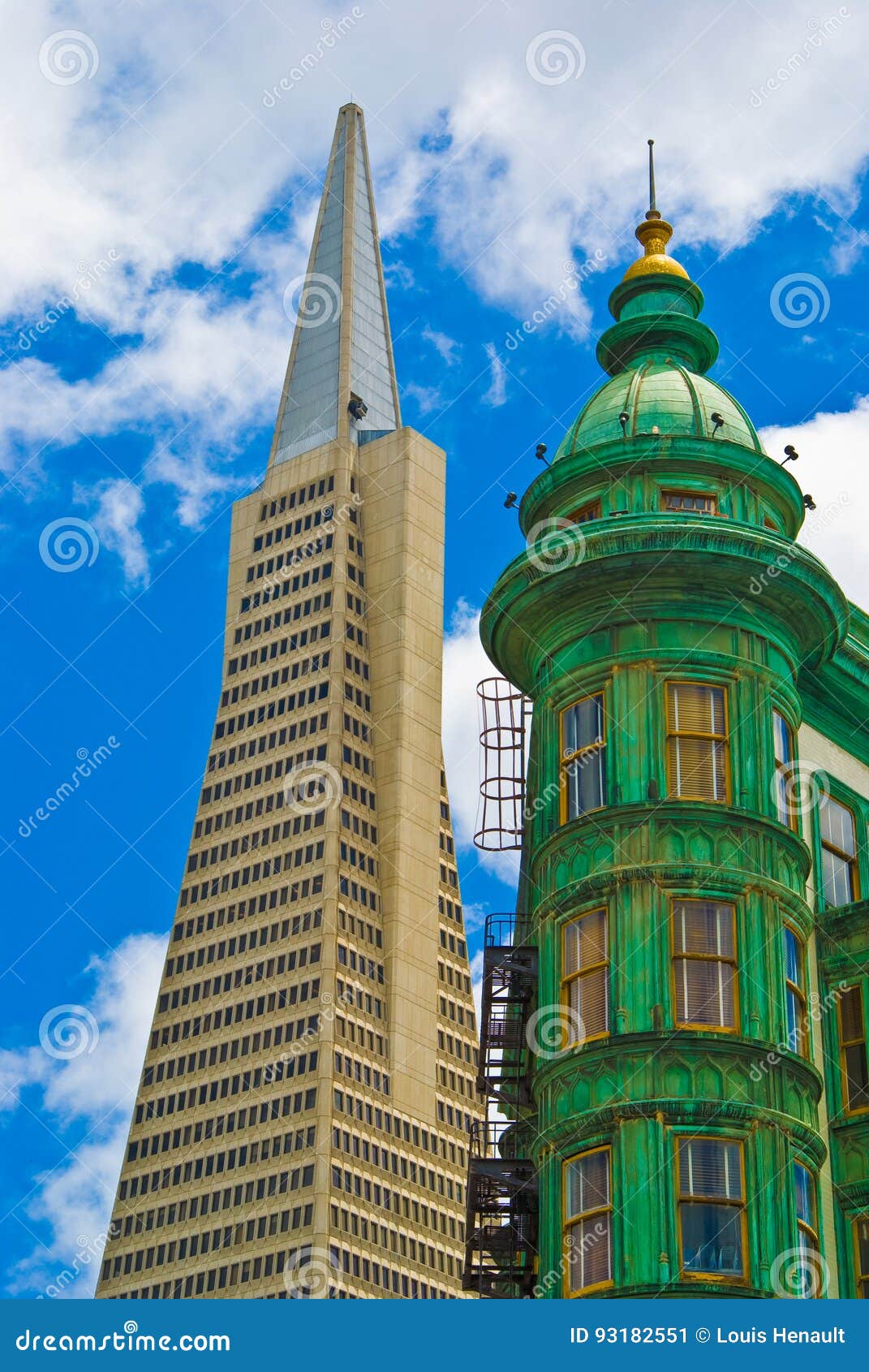 Transamerica Pyramid Editorial Photo | CartoonDealer.com #2809209