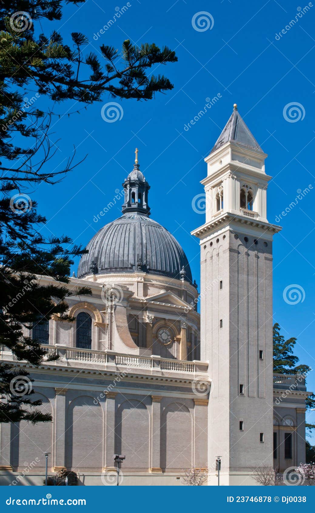 San Francisco University Church Stock Photo - Image of stone, foliage ...