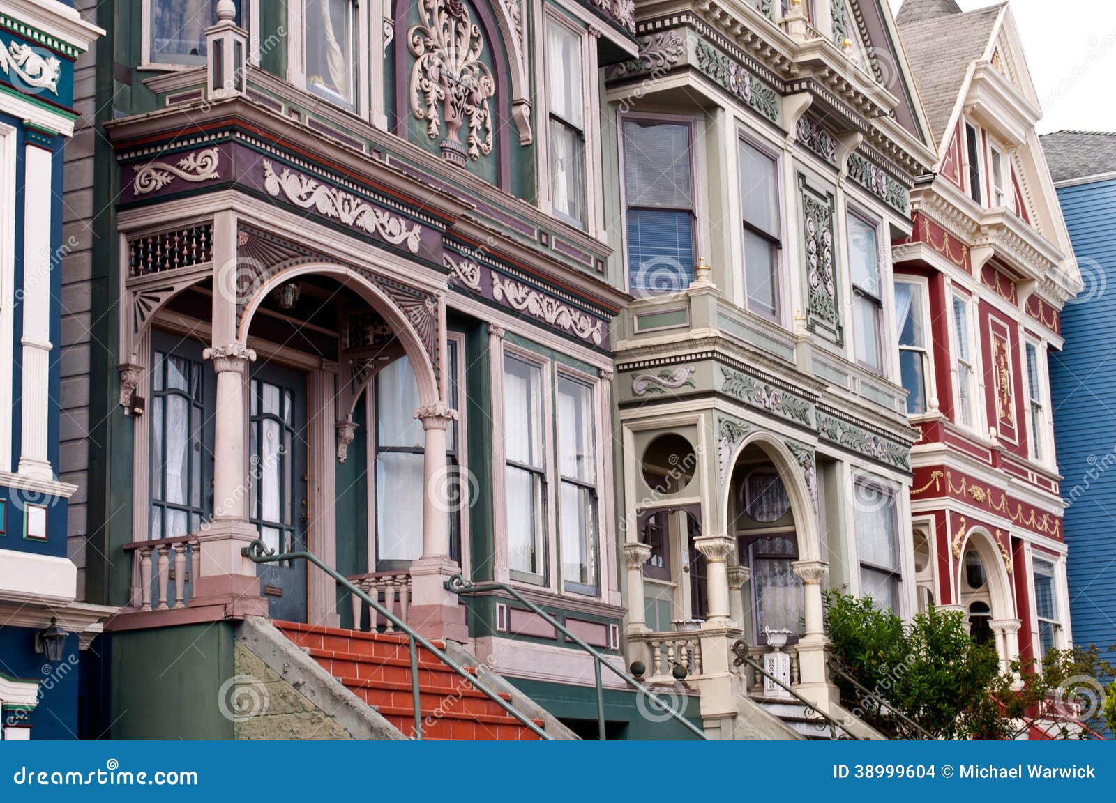 San Francisco Victorian Row Houses Stockfoto - Bild von grenzstein ...
