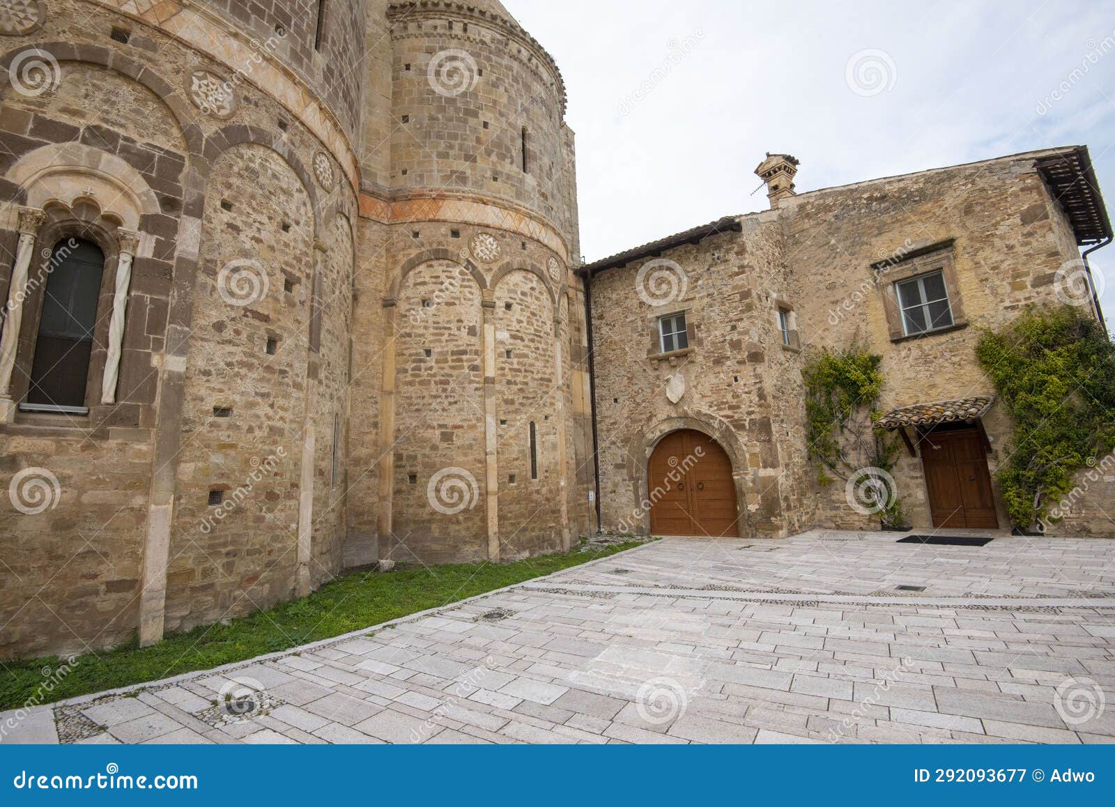 San Giovanni in Venere Abbey Stock Image - Image of catholic, church ... San Giovanni in Venere Abbey Stock Image - Image of catholic, church ...