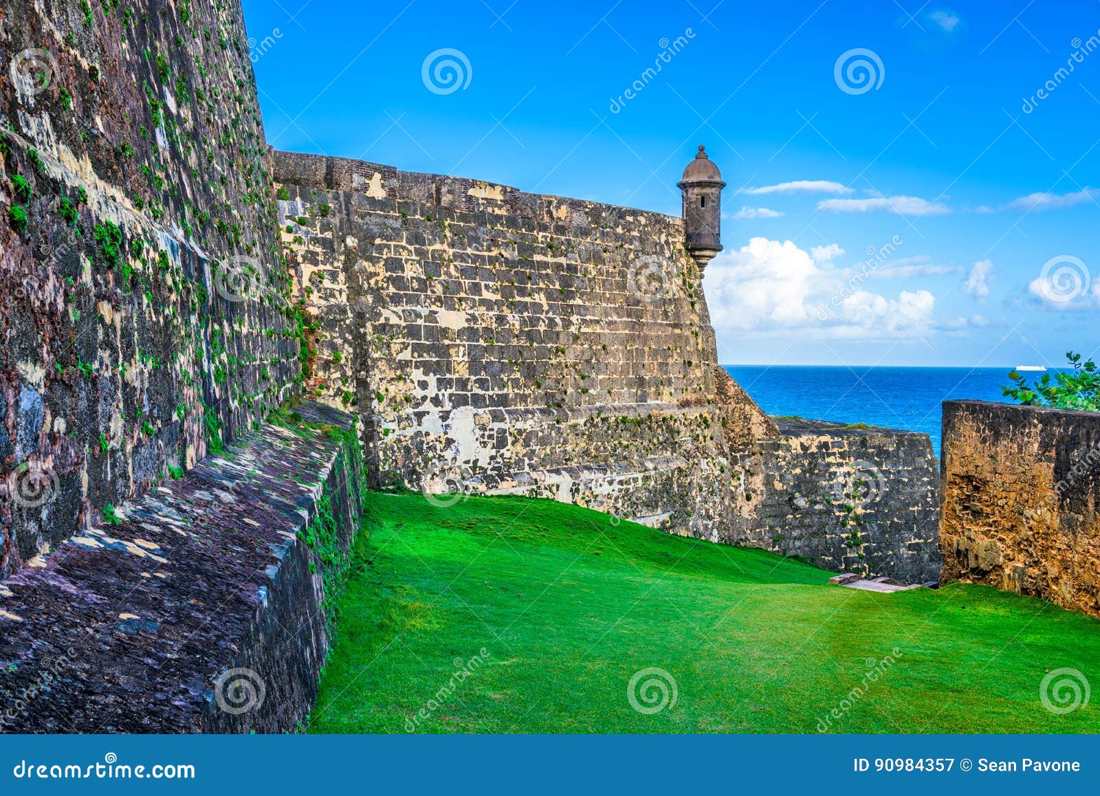 San Juan Puerto Rico Fort image stock. Image du paysage - 90984357