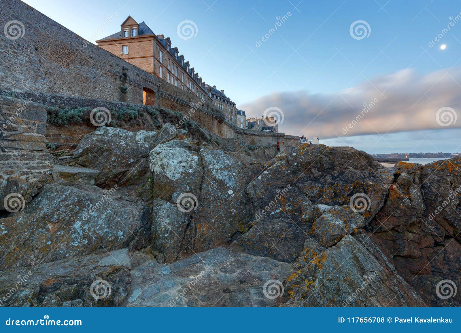San Malo La Vecchia Parete Della Fortezza Fotografia Stock - Immagine ...