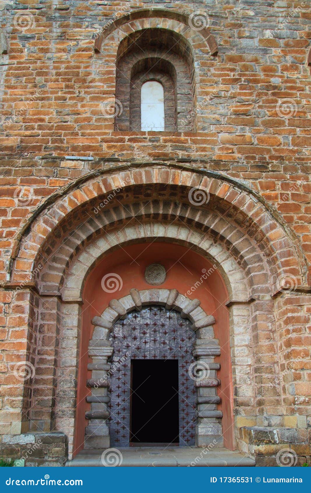 San Pedro Siresa Romanesque Monastery Stock Image - Image of building ...