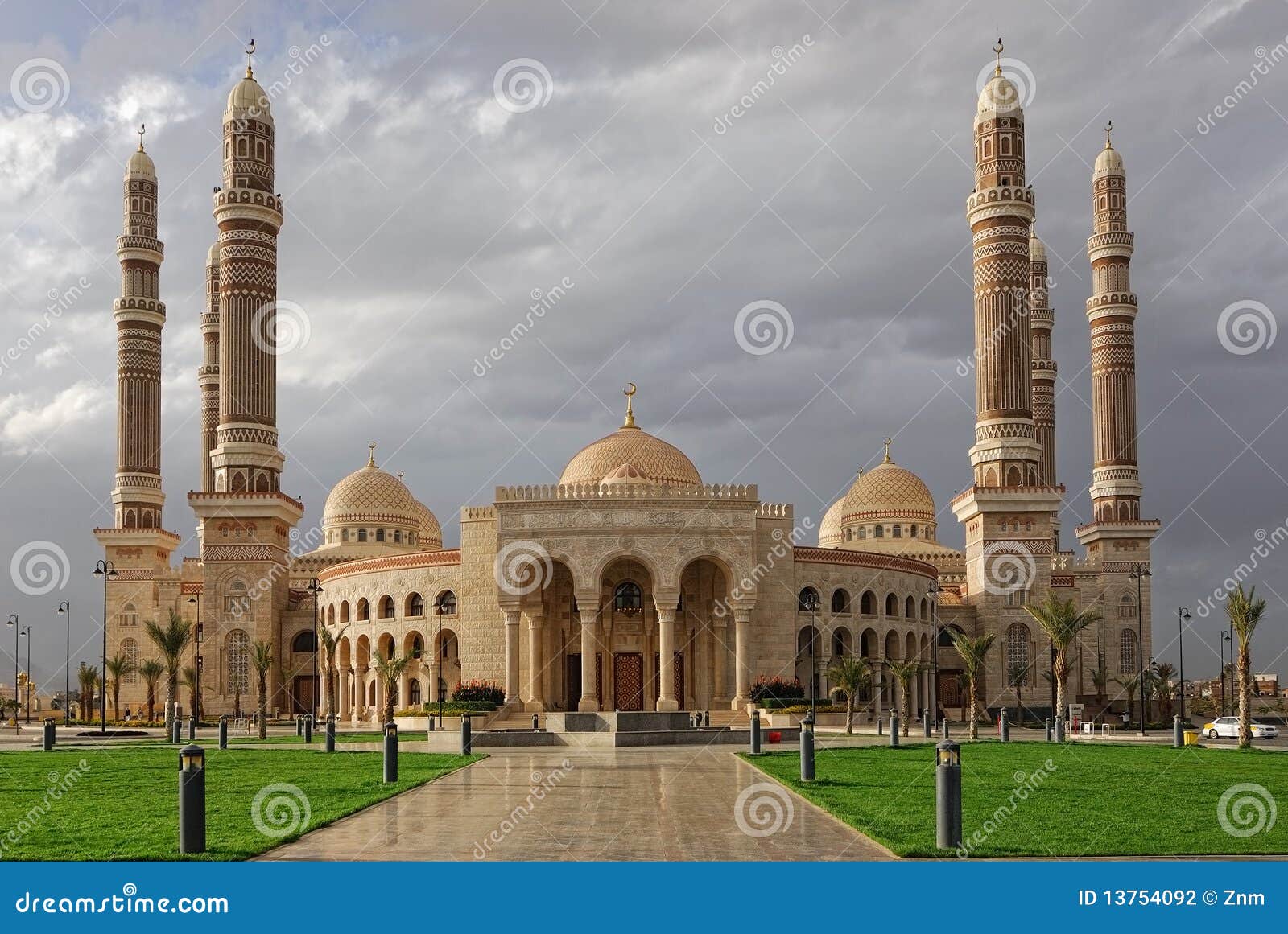 Sanaa, AL-Saleh mosque stock photo. Image of oriental - 13754092