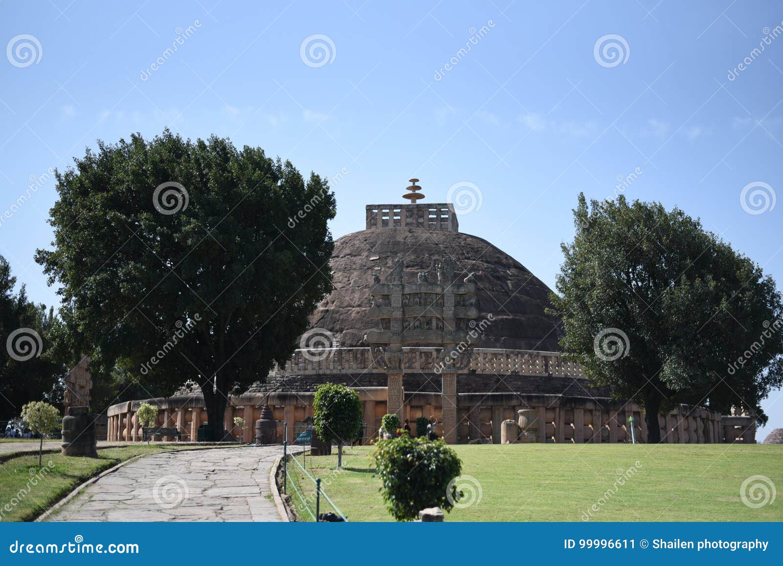 Sanchi Stupas, India stock image. Image of attractions - 99996611